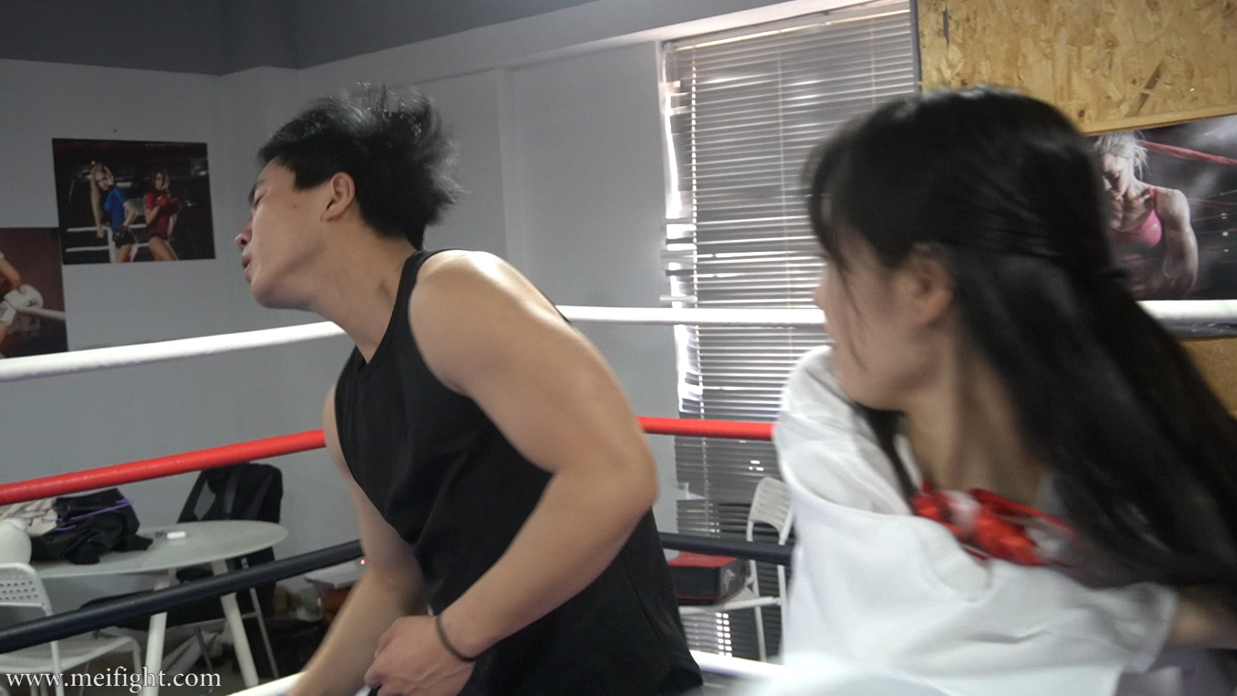 MF-MF31-Yiyi VS Aluo – MeiFight